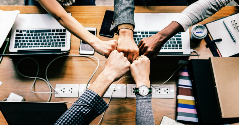 What Is An Effective Team Player, And How To Be One? | GRIT