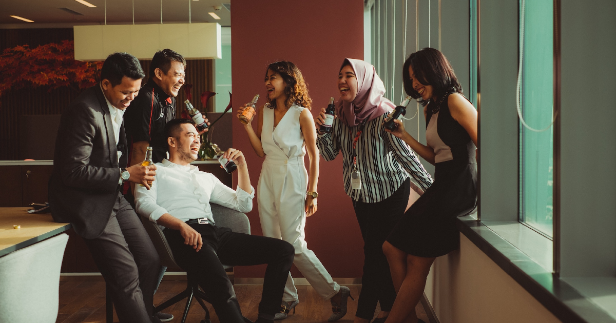 Best Examples Of Company Cultures To Inspire You! | GRIT